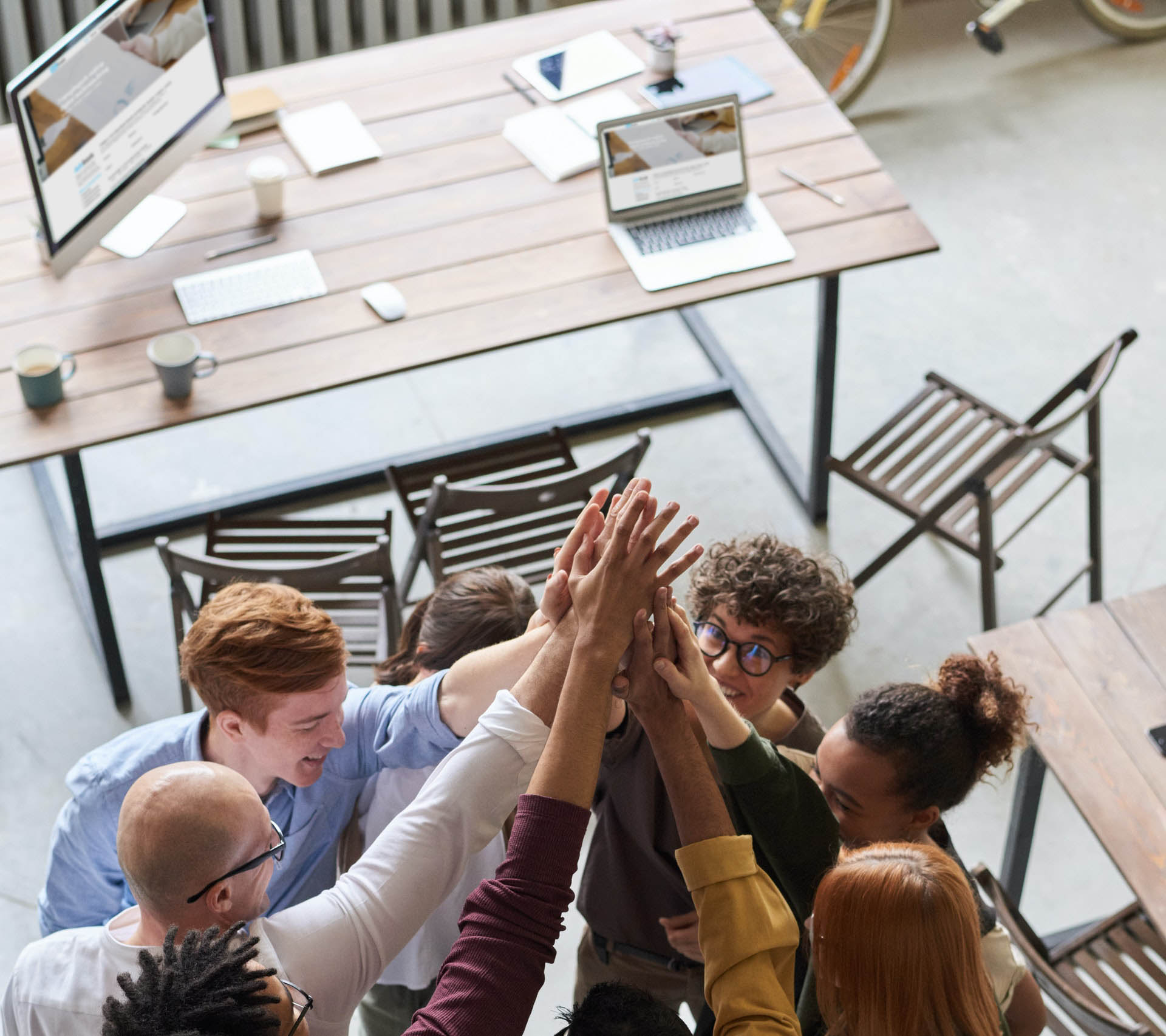 Adsbook - Framgångsrik mätbar digital marknadsföring - Samarbete